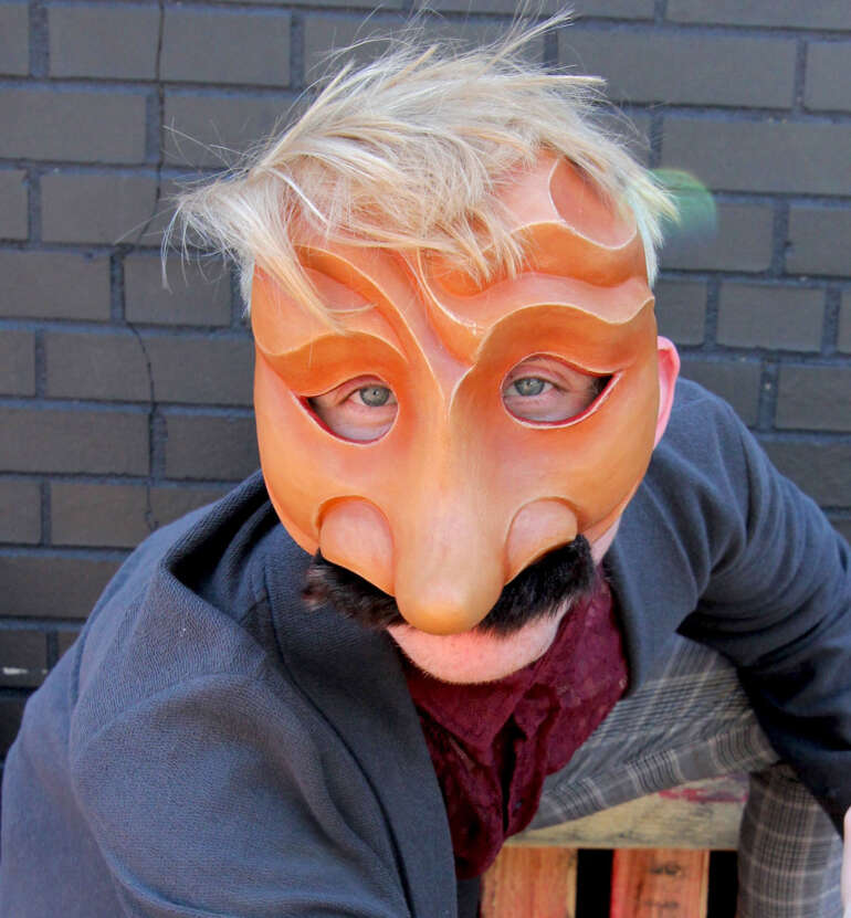 Spavaldo Capitano for Commedia d'ell'arte by Theater-masks.com